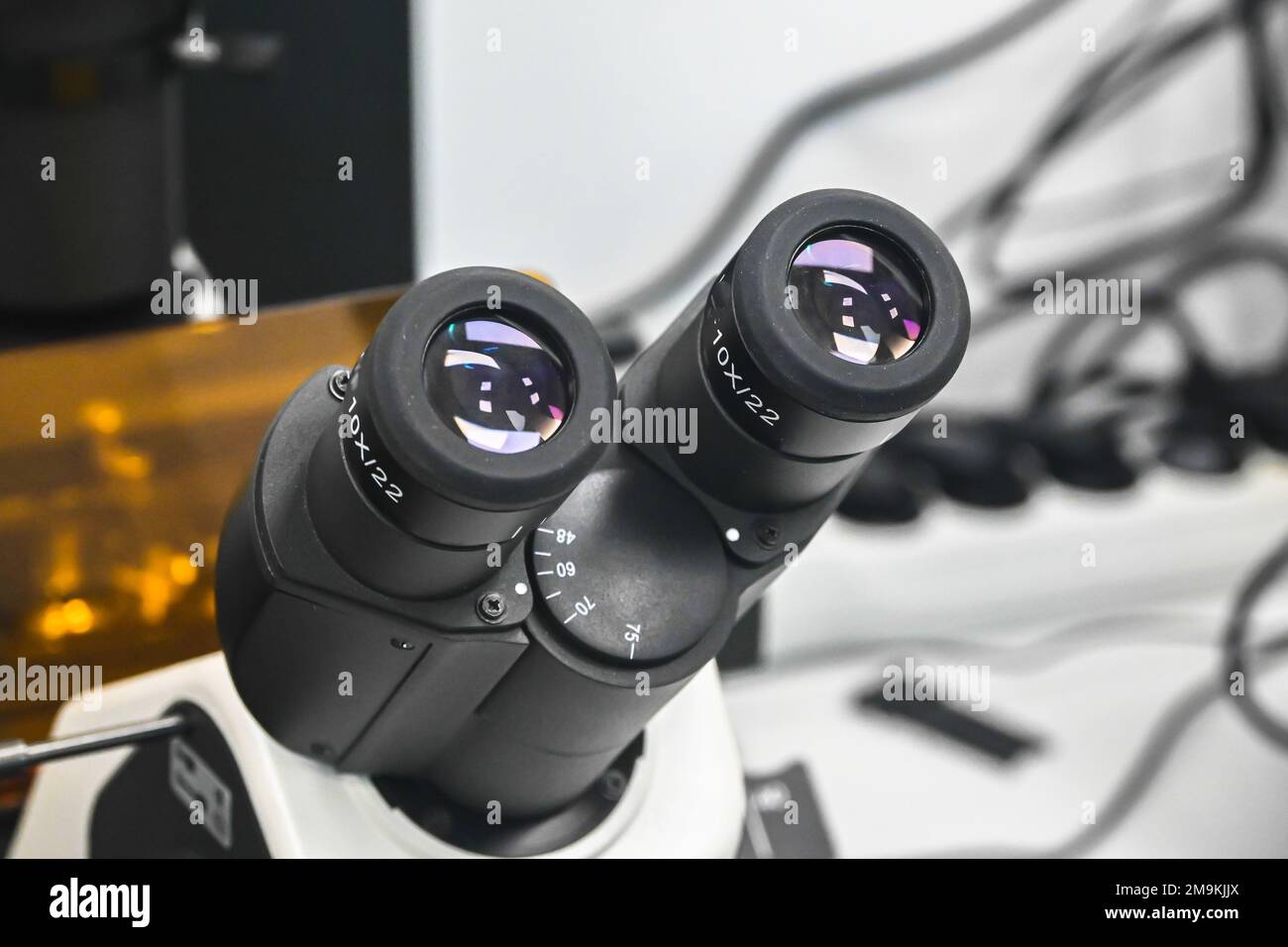 Laboratory microscope. A microscope in a biological laboratory Stock ...