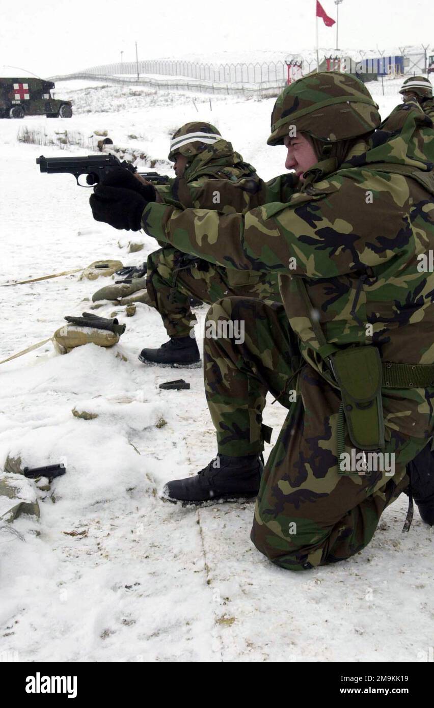 Camp bondsteel hi-res stock photography and images - Alamy