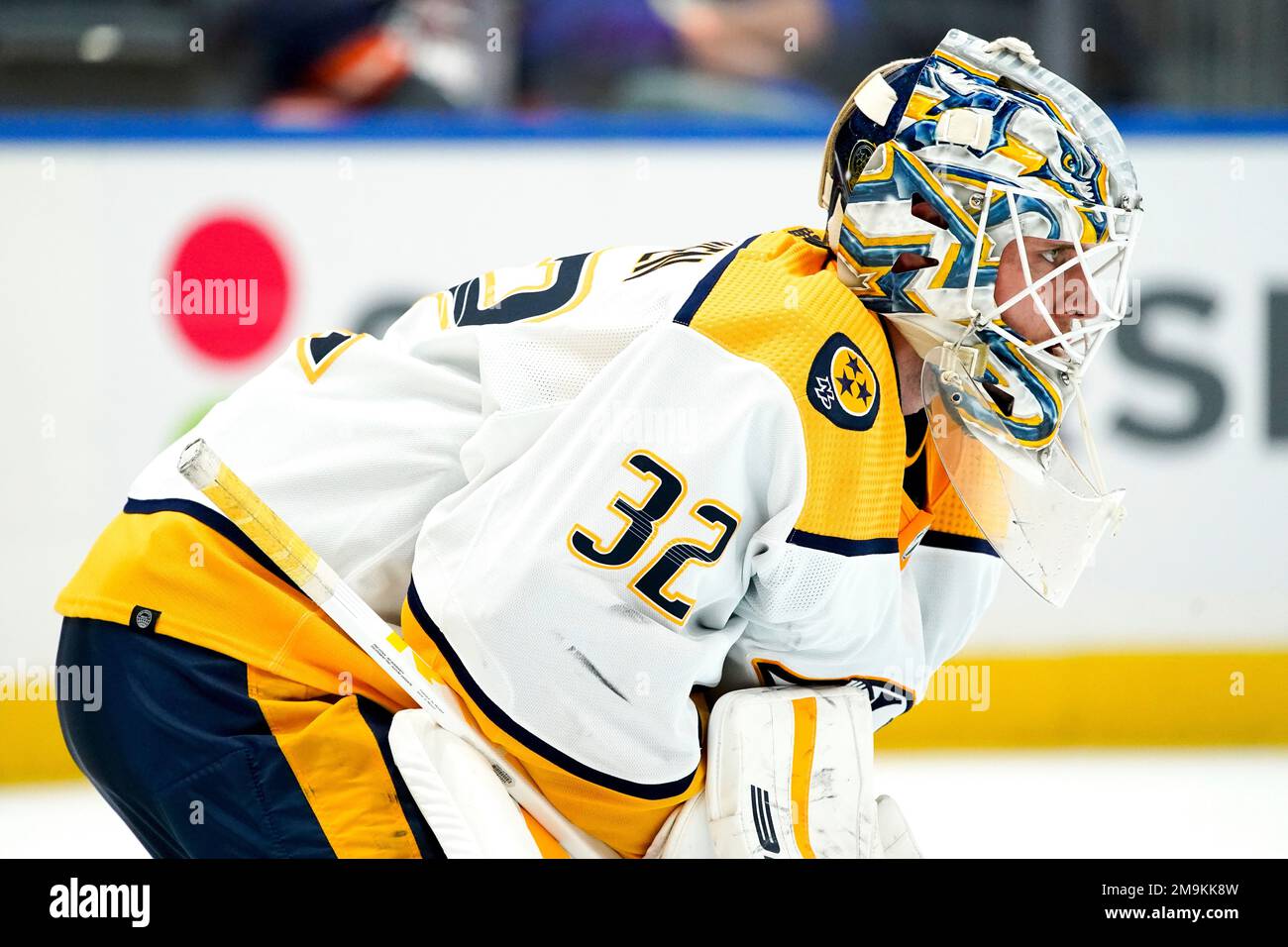 Nashville Predators goaltender Kevin Lankinen (32) guards the goal ...