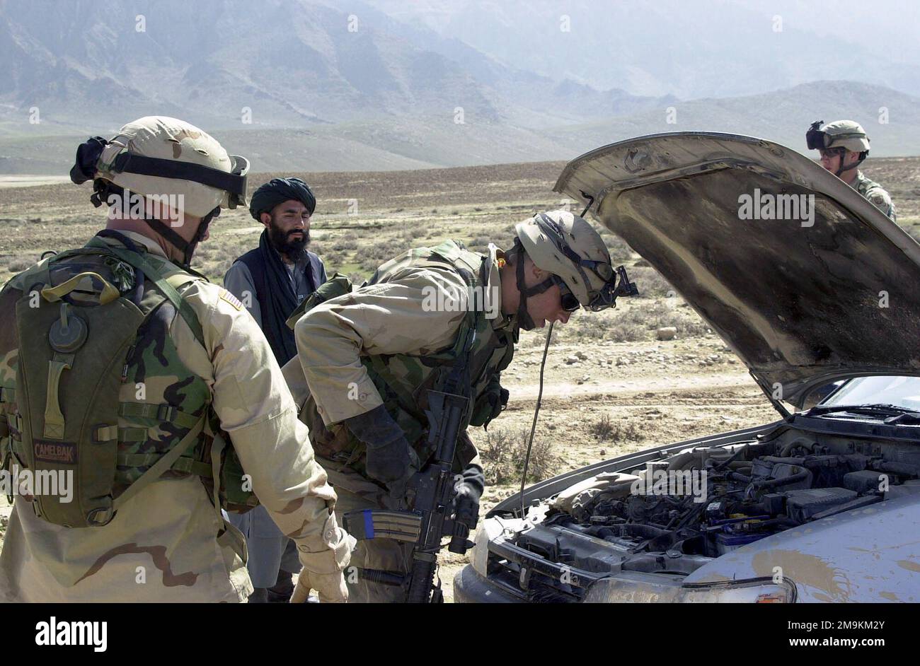Soldiers with "C" Company, 2nd Battalion, 504th Parachute Infantry ...