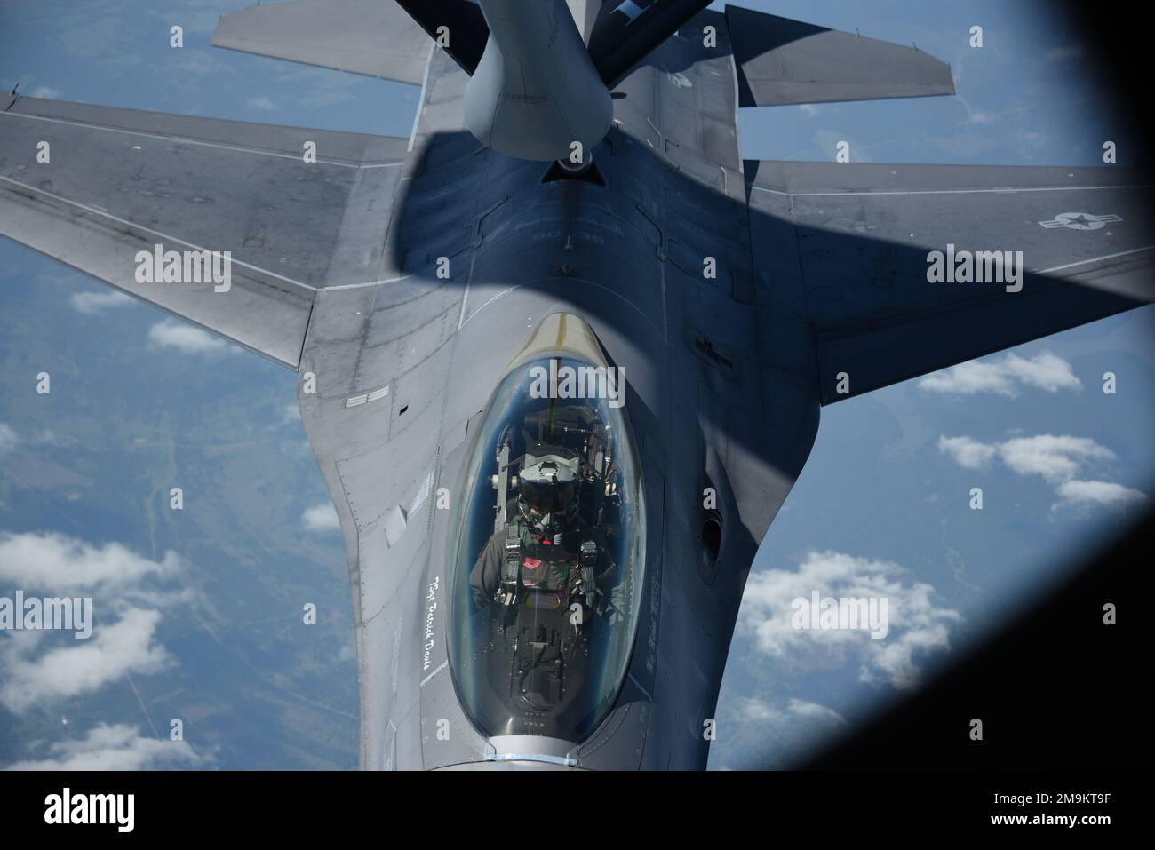An F-16 assigned to the Oklahoma Air National Guard’s 138th Fighter ...