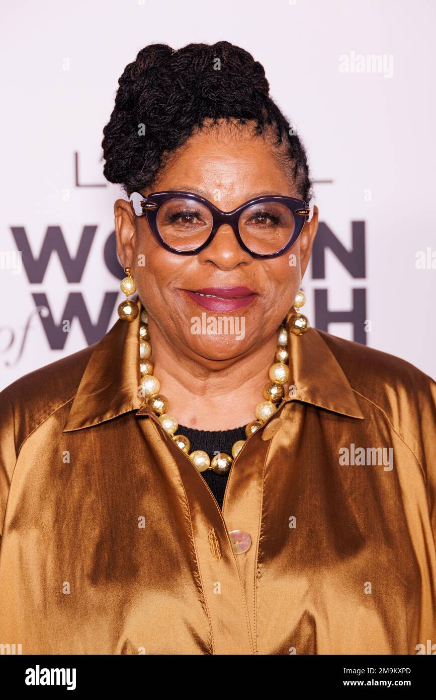 Honoree Susan Burton arrives at the 2022 L'Oreal Paris Women of Worth ...