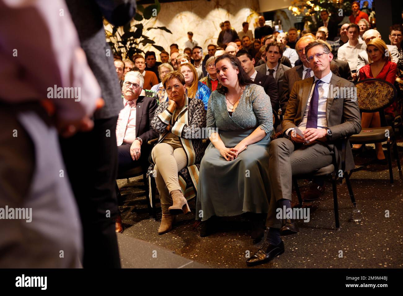 List chairmans hi-res stock photography and images - Alamy