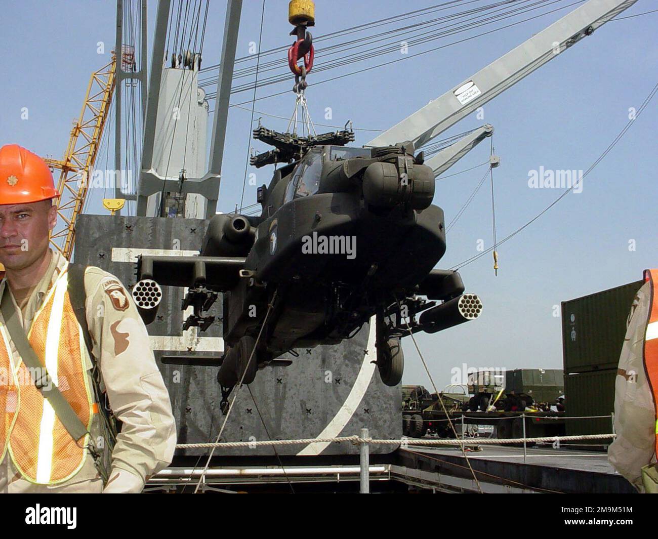 Military helicopter irq hi-res stock photography and images - Alamy