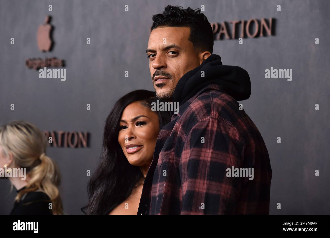 Anansa Sims, left, and Matt Barnes arrive at the premiere of ...