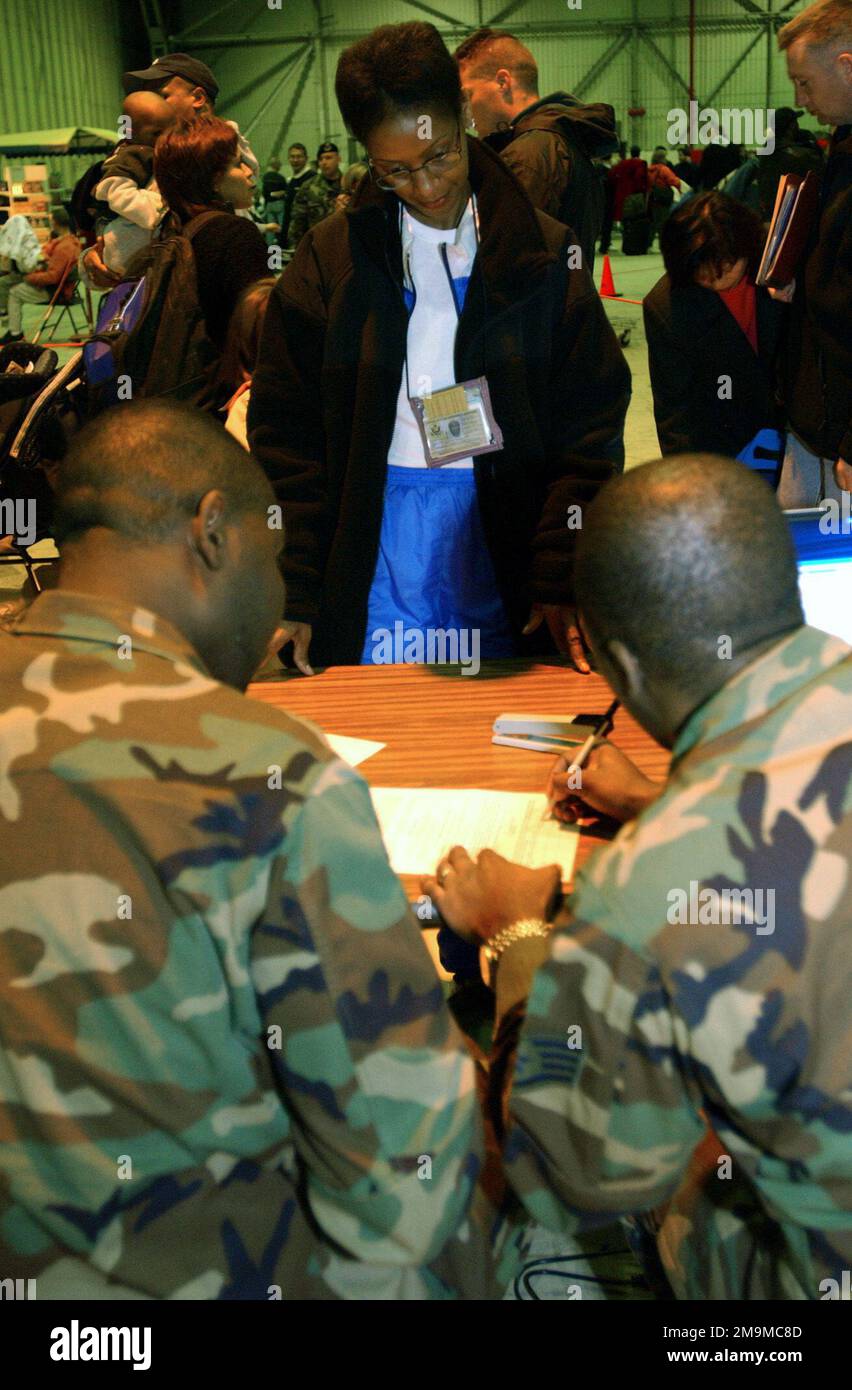 030320-F-3715H-016. Subject Operation/Series: IRAQI FREEDOM Base ...