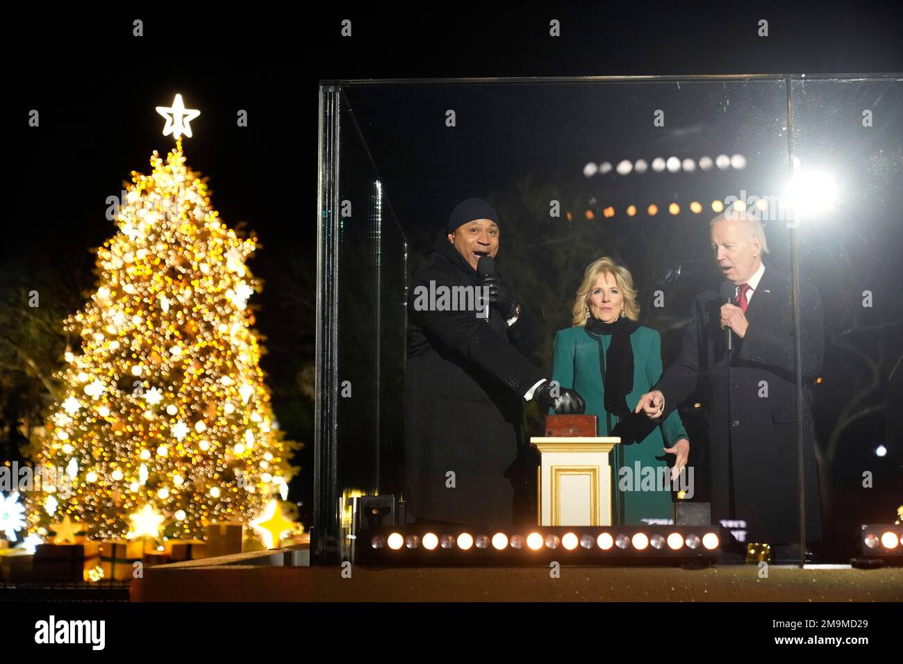 LL Cool J helps President Joe Biden and first lady Jill Biden light the ...