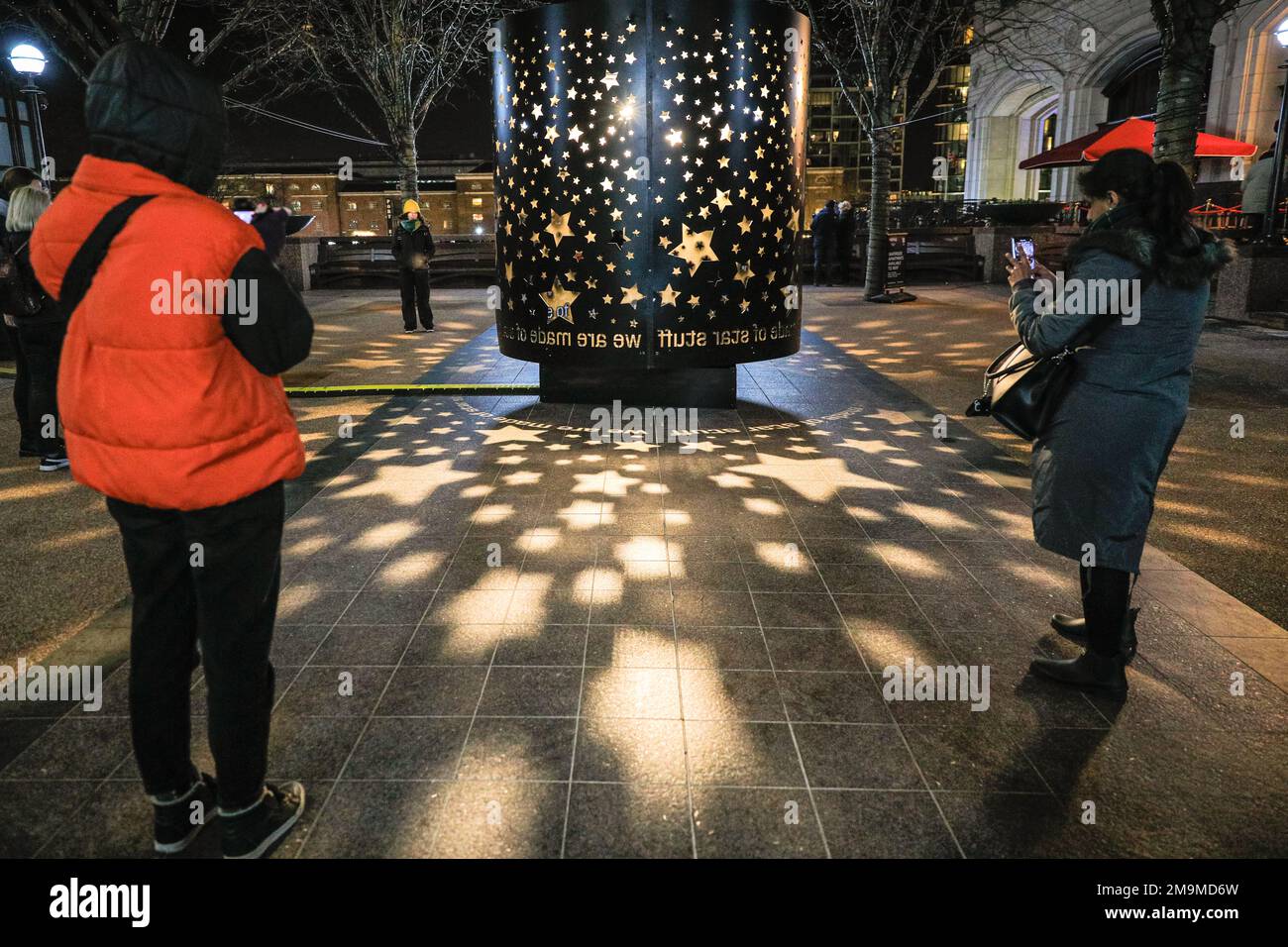 London, UK. 18th Jan, 2023. People look at The Stars Come Out at Night ...