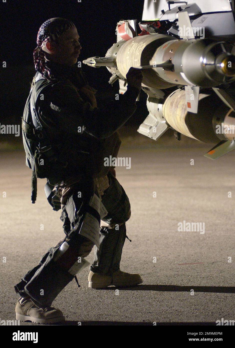 410 aew hi-res stock photography and images - Alamy