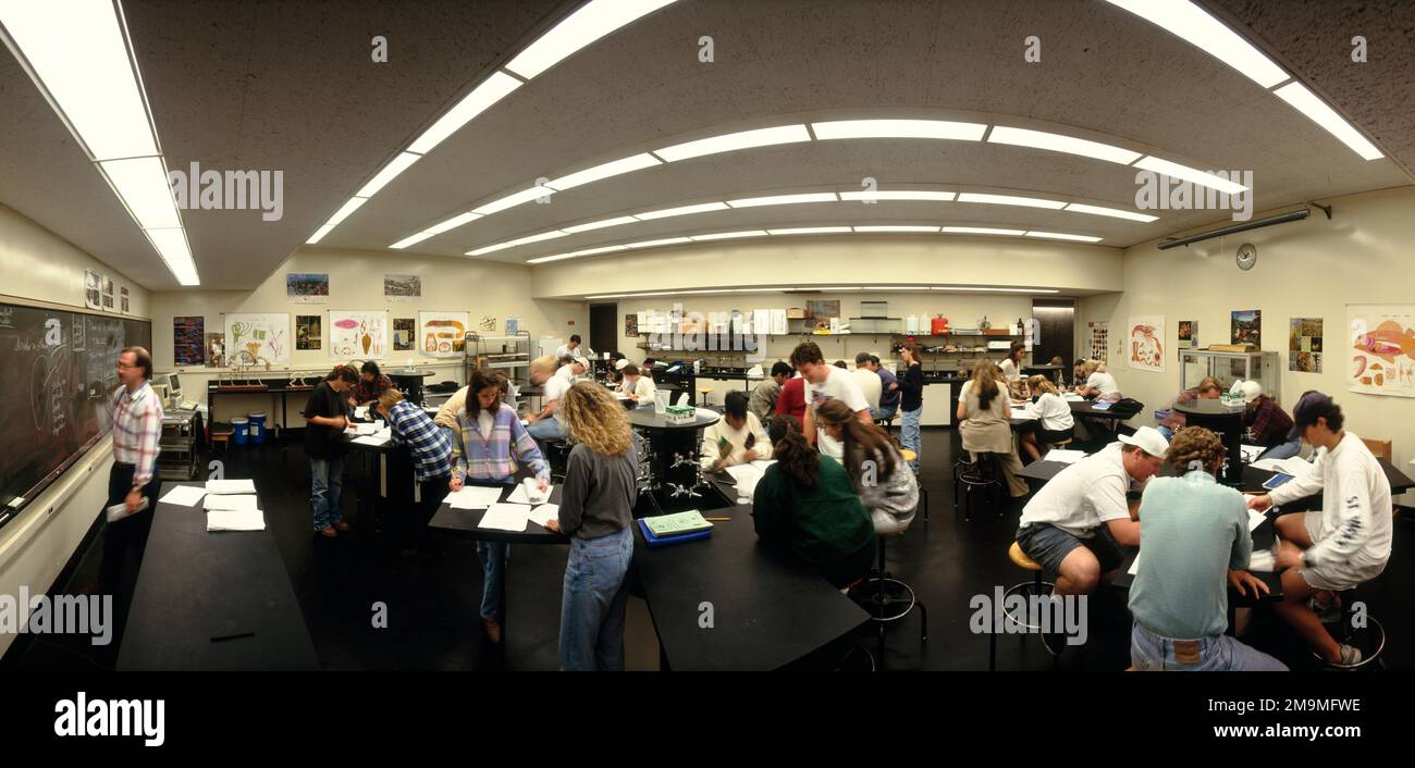 College students in a physics class, Trinity College, Hartford ...