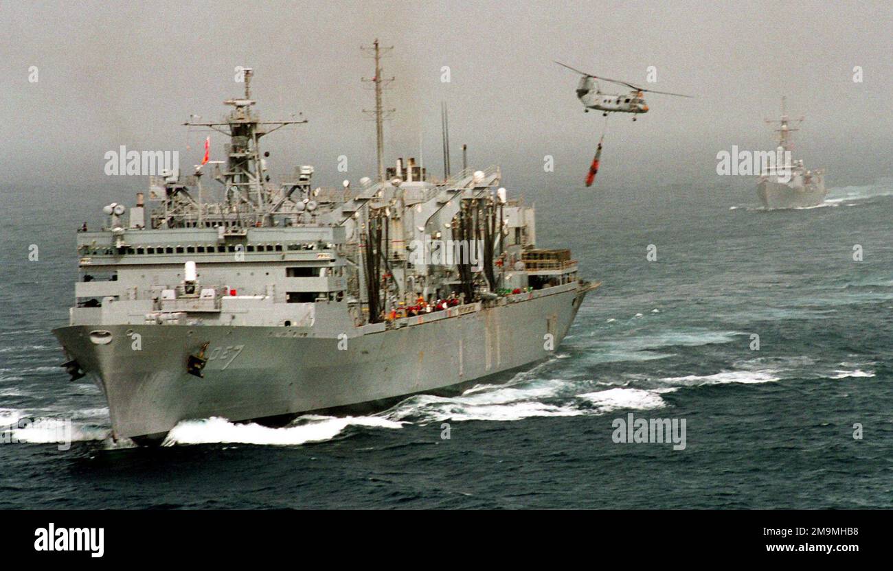 Lcdr jeff bender hi-res stock photography and images - Alamy