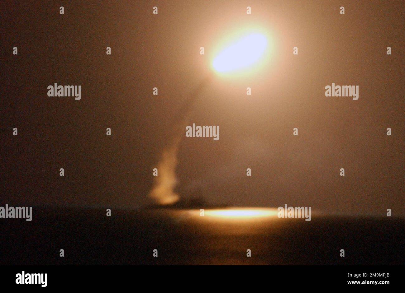 The US Navy (USN) ARLEIGH BURKE CLASS: Guided Missile Destroyer, USS ...