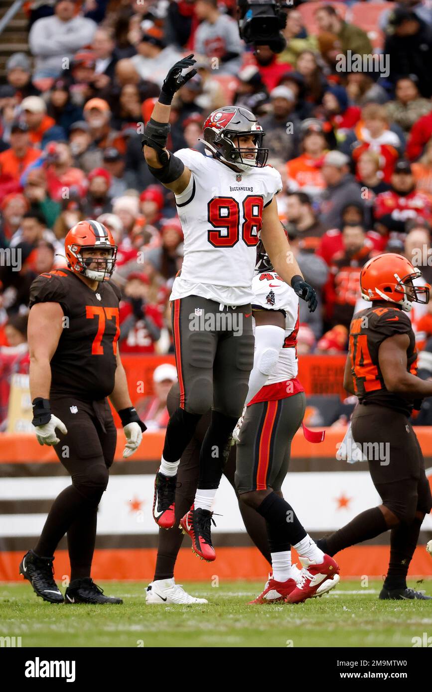 Tampa Bay Buccaneers linebacker Anthony Nelson (98) reacts after making ...
