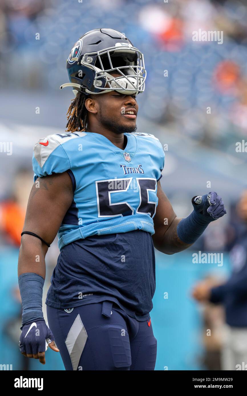 Tennessee Titans linebacker Aaron Brewer (55) warms up before playing ...