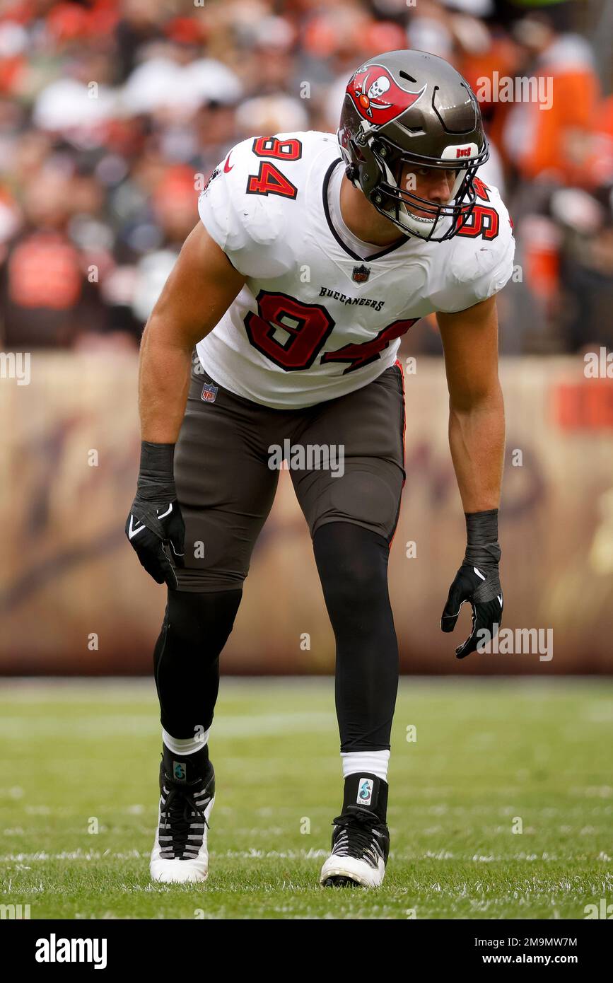 Tampa Bay Buccaneers linebacker Carl Nassib (94) lines up for a play ...