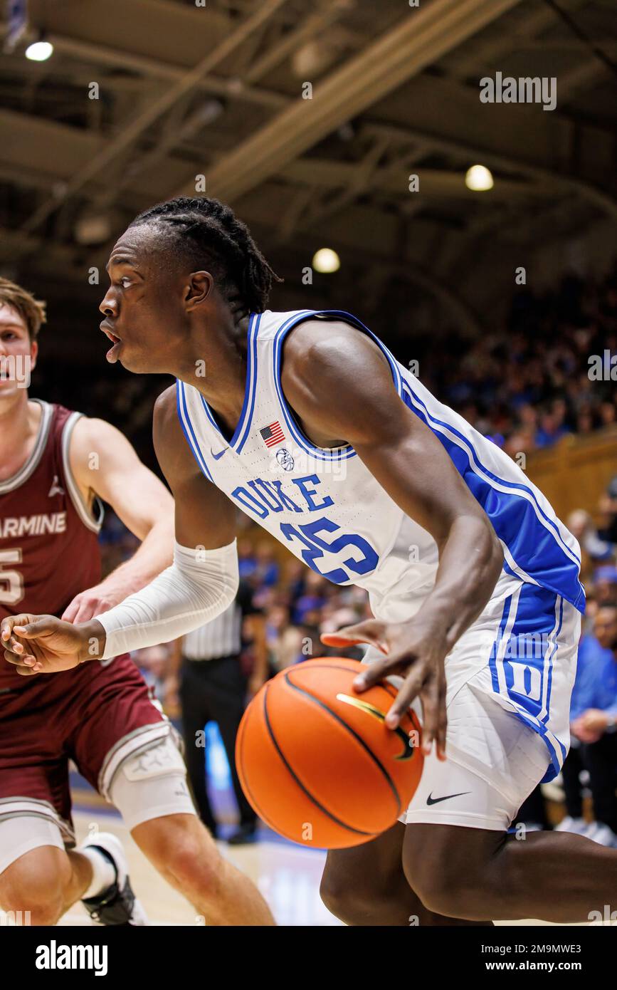 Duke's Mark Mitchell (25) handles the ball during an NCAA college ...