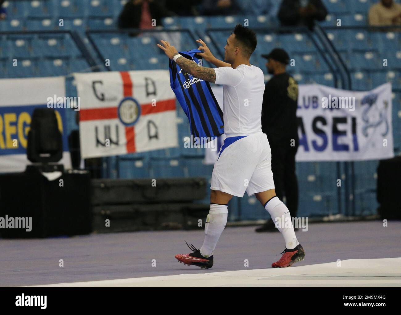 Lautaro martinez 2023 hi-res stock photography and images - Alamy