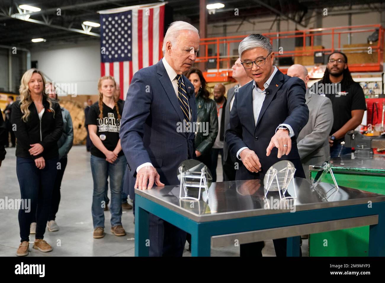 President Joe Biden tours SK Siltron CSS, a computer chip factory in ...