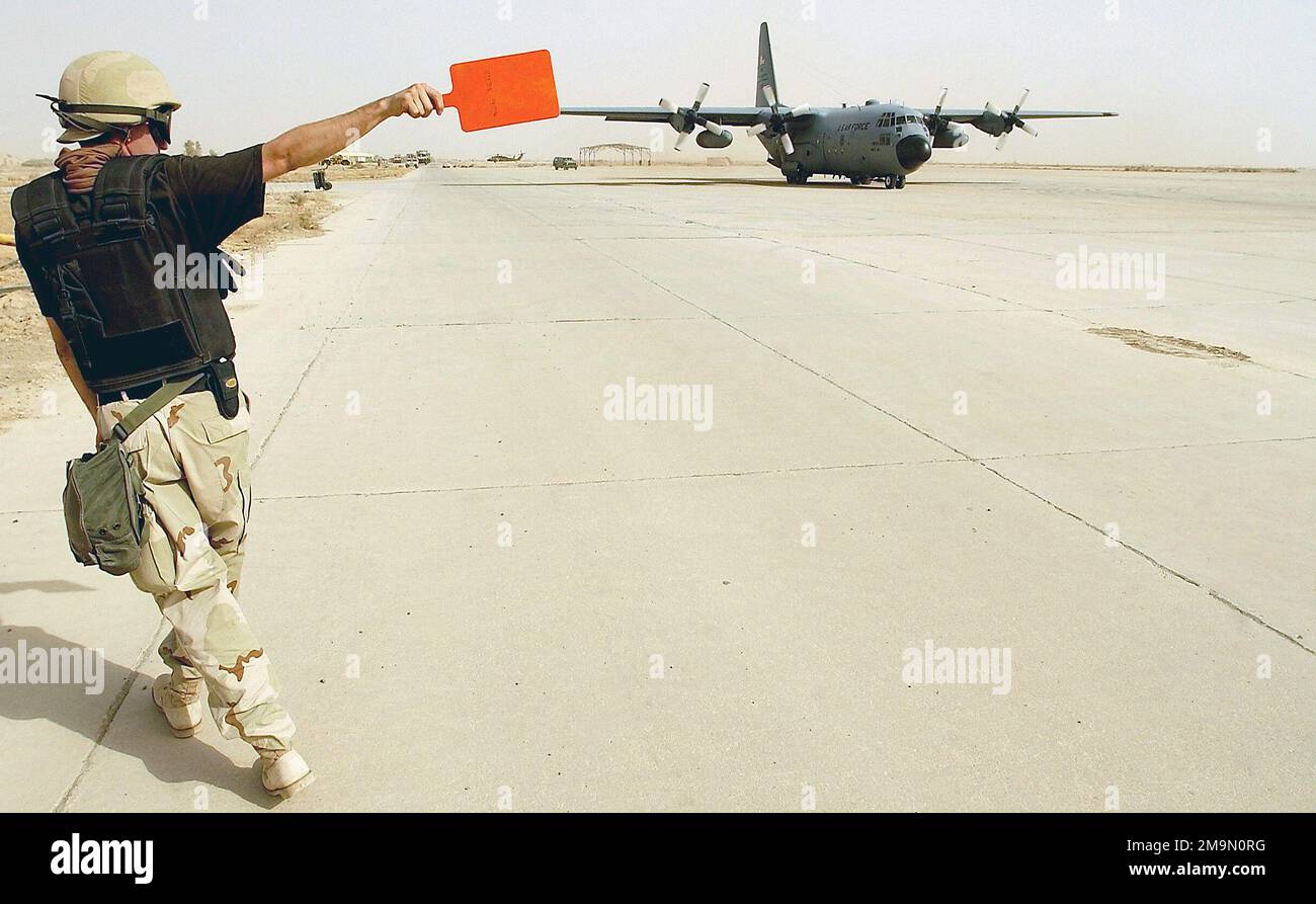 Logistics command element hi-res stock photography and images - Alamy