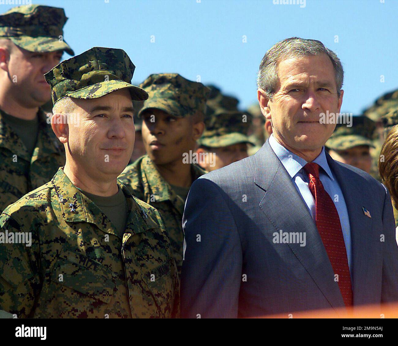 US President George W. Bush and Major General (MGEN) David M. Mize ...