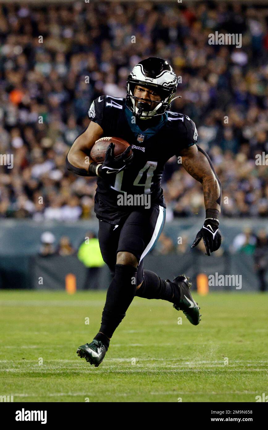 Philadelphia Eagles running back Kenneth Gainwell (14) in action ...