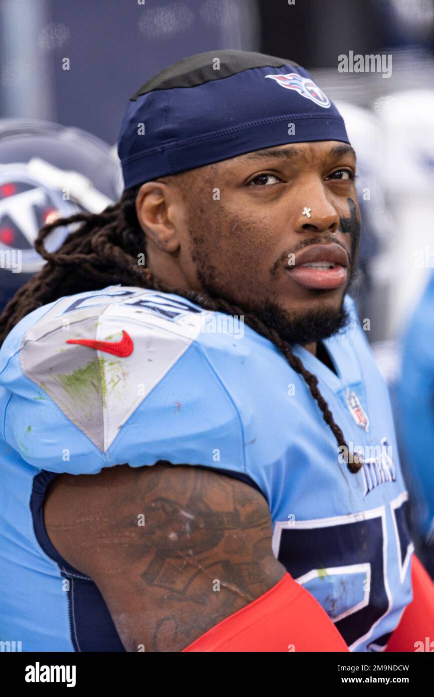 Tennessee running back Derrick Henry (22) takes a break during their ...