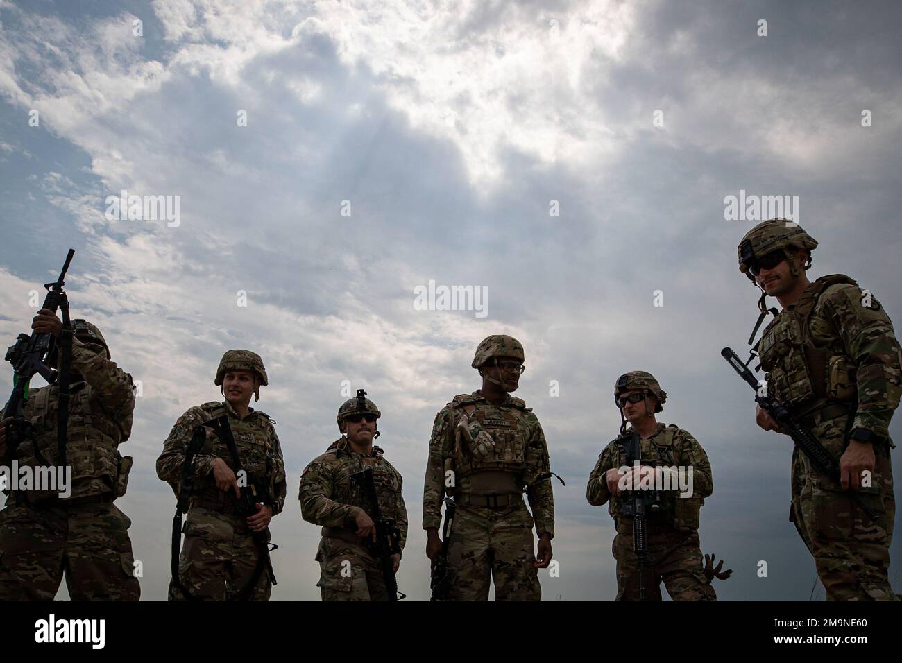 U.S. Army Joint Fire Support Specialists with the Fire Support ...