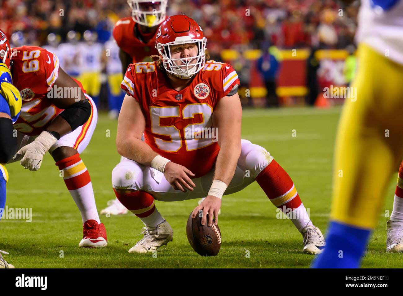 Kansas City Chiefs center Creed Humphrey prepares to hike the ball ...