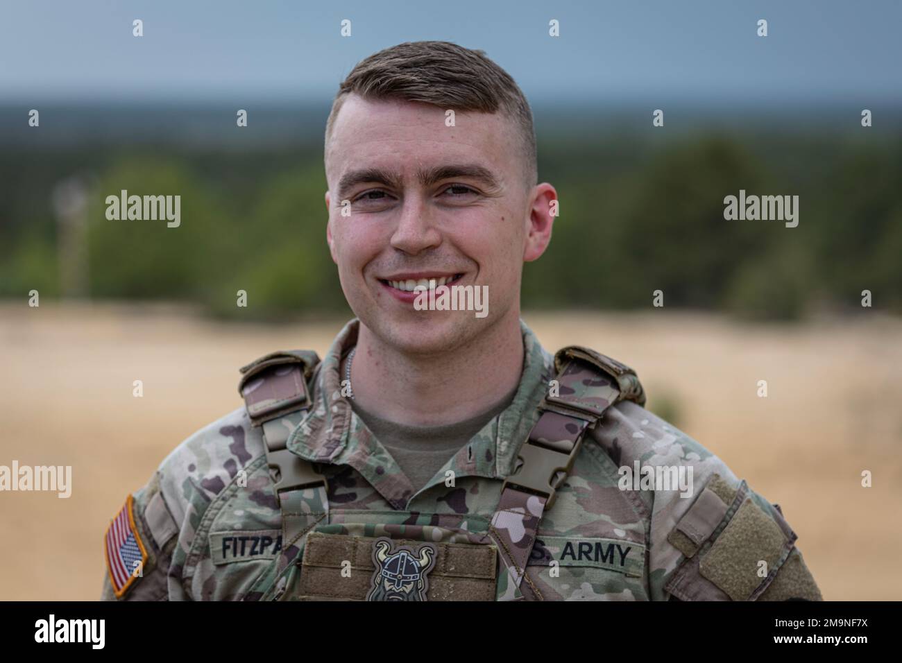 A U.S. Army Joint Fire Support Specialist with the Fire Support ...