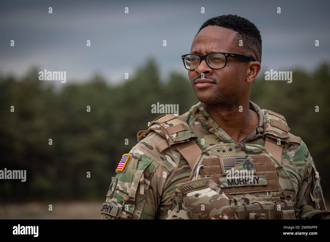 A U.S. Army Joint Fire Support Specialist with the Fire Support ...