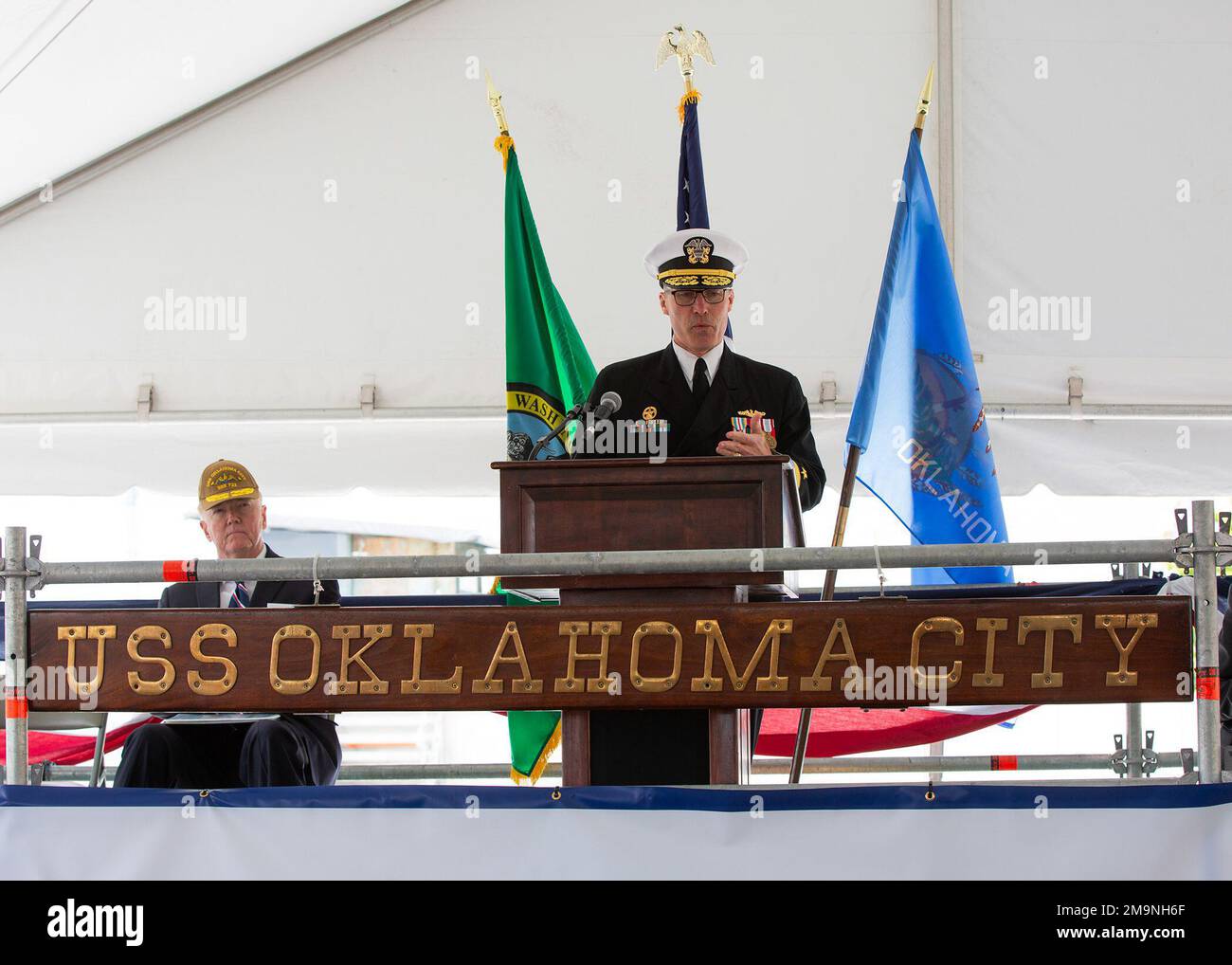 220520-N-GD259-1335 NAVAL BASE KITSAP – BREMERTON, Wash. (May 20, 2022 ...