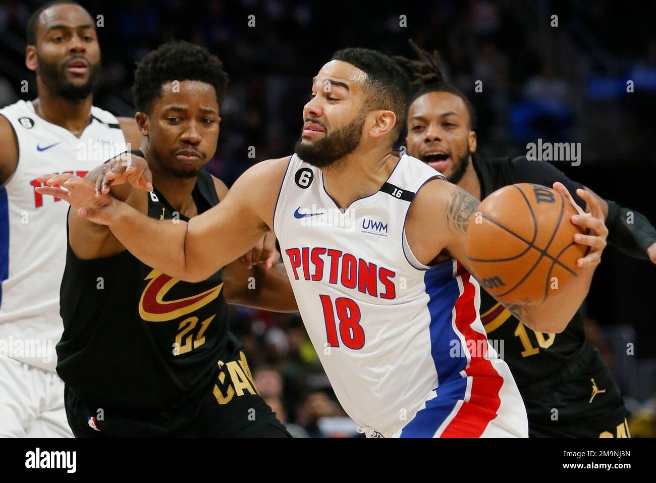 Detroit Pistons guard Cory Joseph (18) drives to the basket against ...