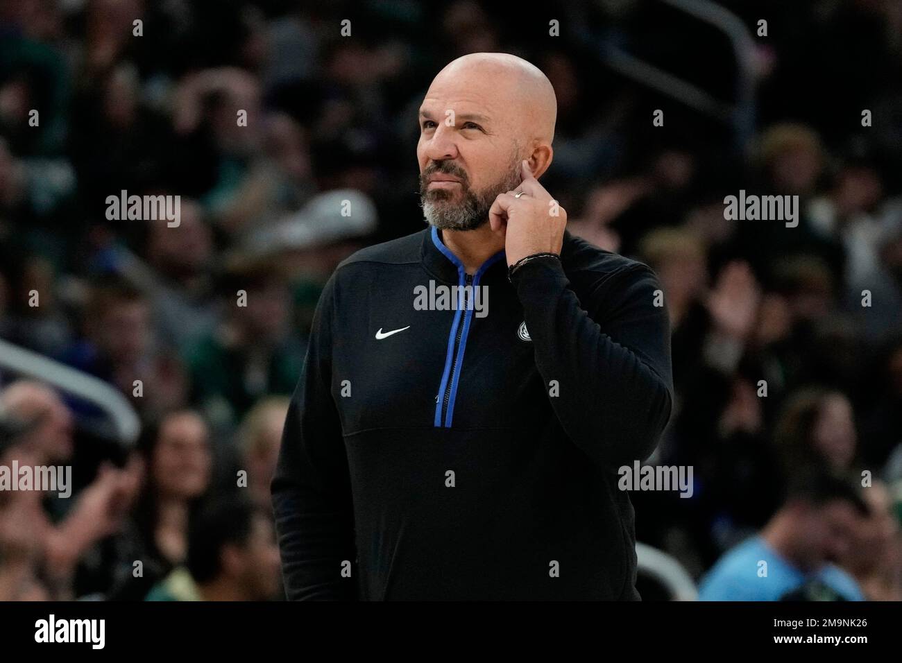 Dallas Mavericks head coach Jason Kidd reacts during the first half of ...