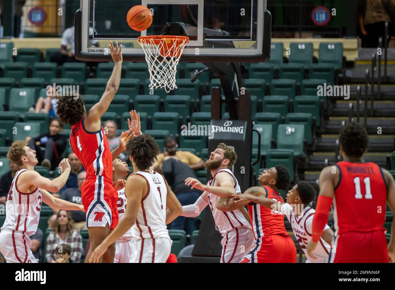 Mississippi's Jaemyn Brakefield (4) shoots during the second half of ...