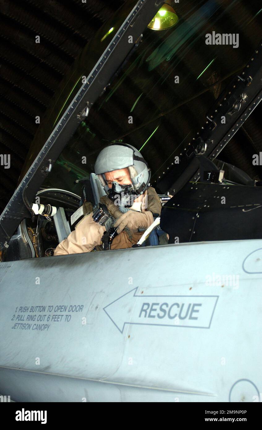 030412-F-7875T-003. Subject Operation/Series: NORTHERN WATCH Base ...