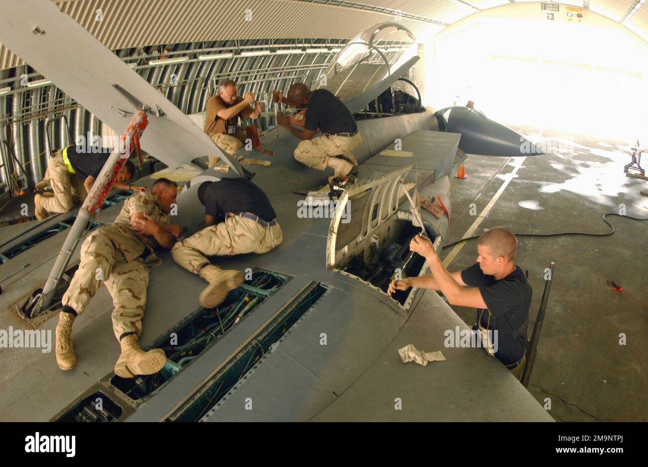 485th aew hi-res stock photography and images - Alamy