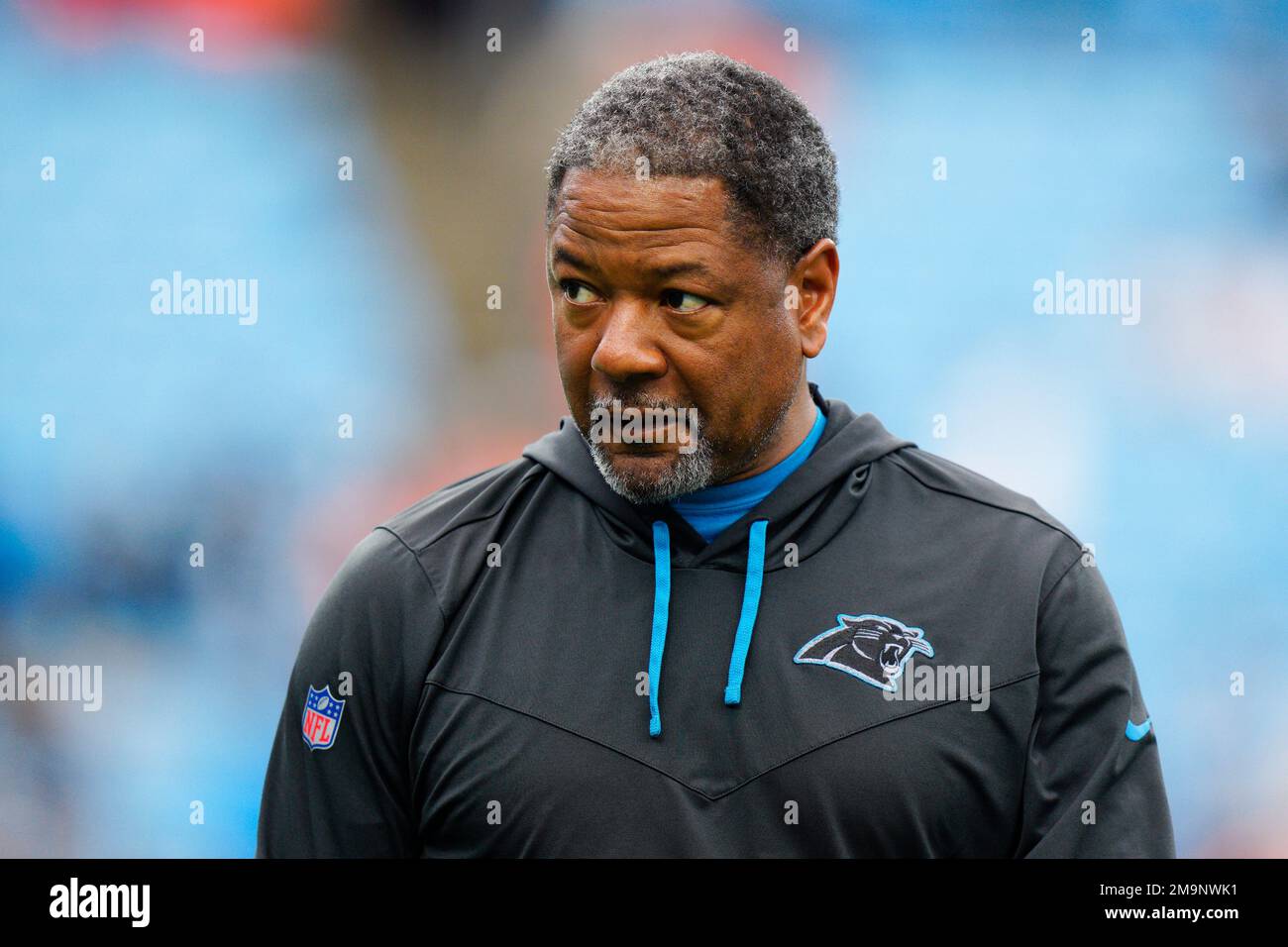 Carolina Panthers head coach Steve Wilks watches during warm ups before ...