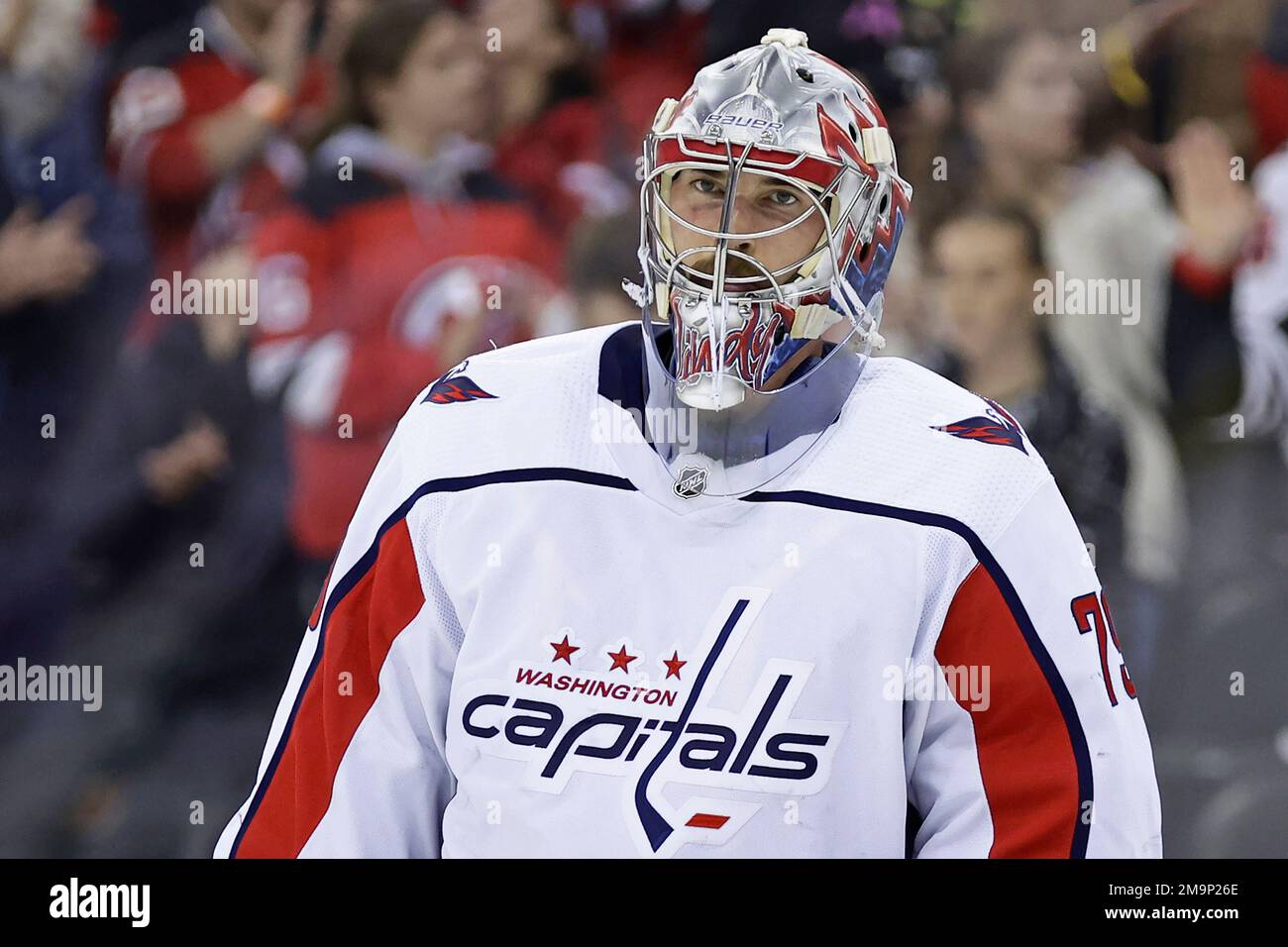 Washington Capitals goaltender Charlie Lindgren pauses during the ...