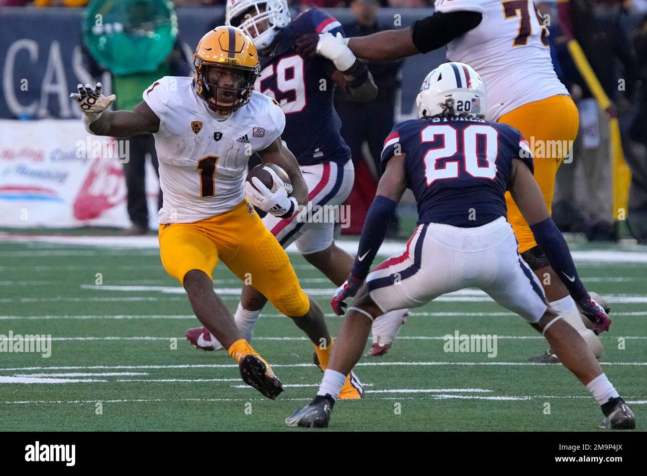 Arizona State running back Xazavian Valladay (1) in the first half ...