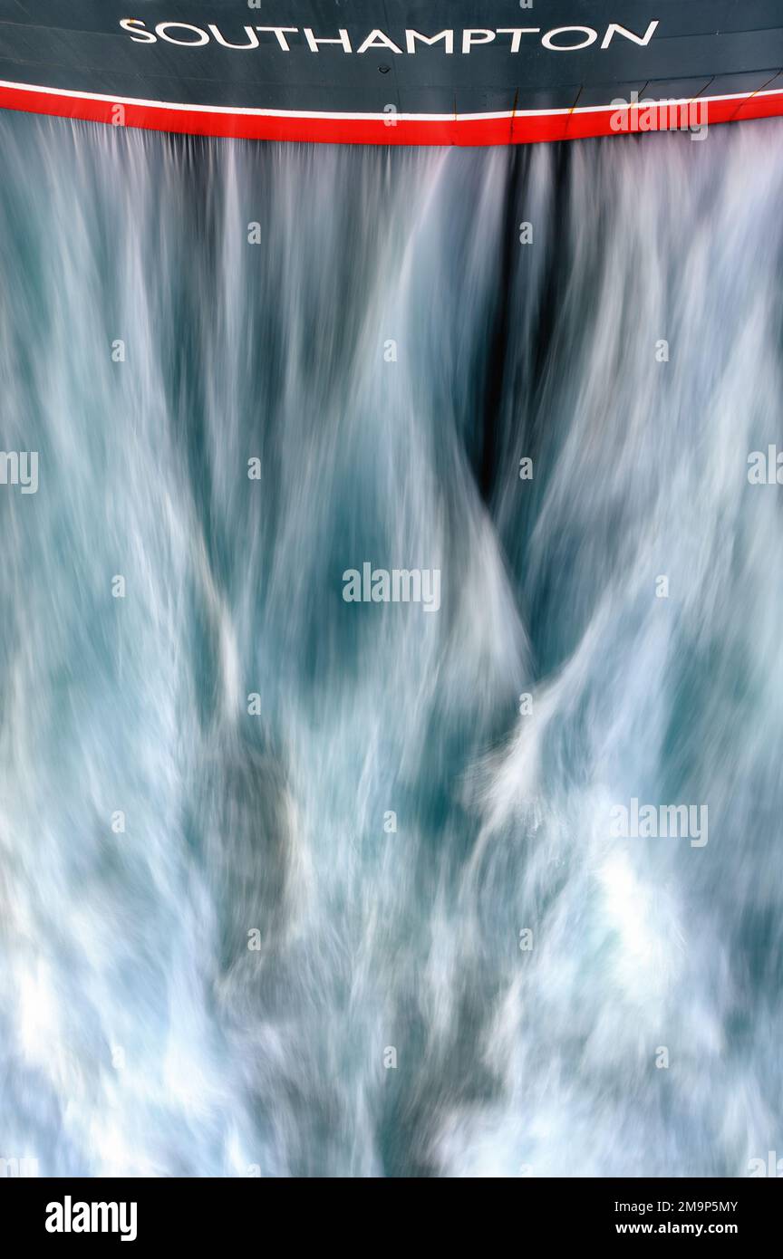 Aerial view of a ship's wake Stock Photo - Alamy