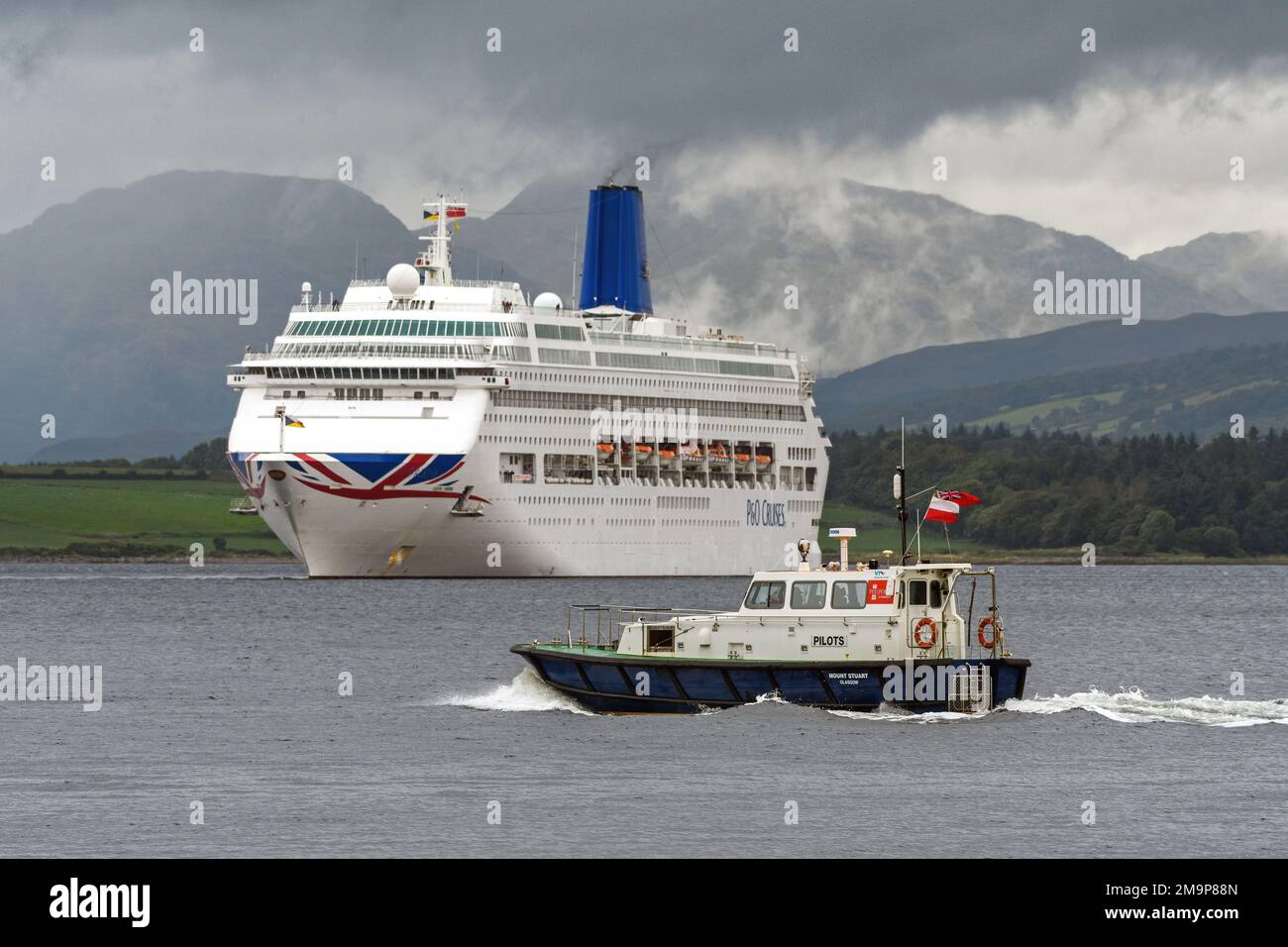 The British pilot boat Mount Stuart at Clydeport Stock Photo - Alamy