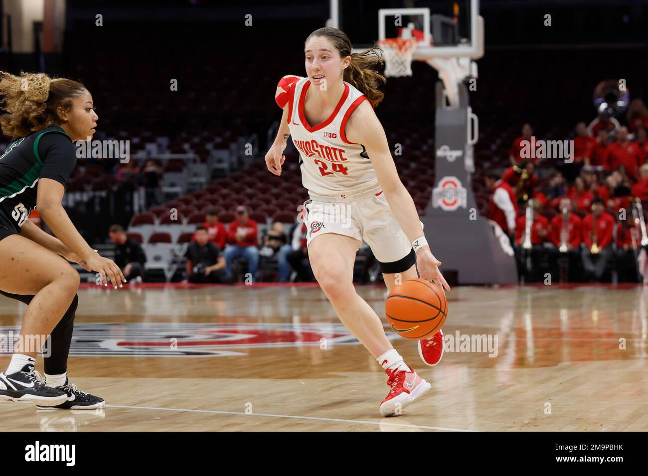 Ohio State's Taylor Mikesell plays against Wright State during an NCAA ...