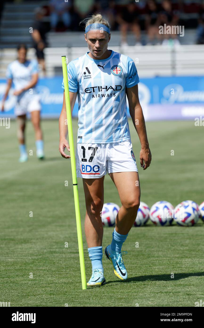 Hannah Wilkinson of Melbourne City warms up before the match between ...