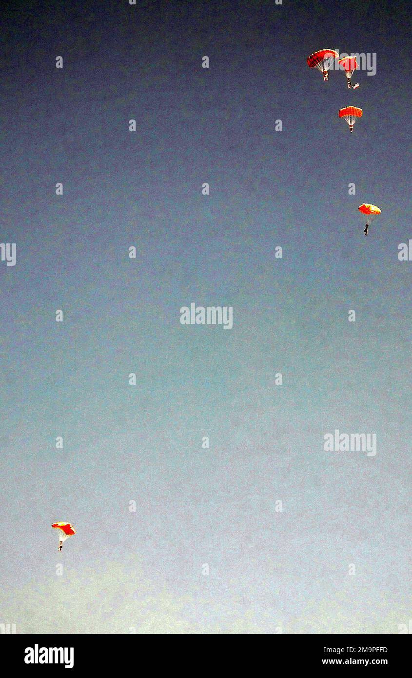 US Air Force (USAF) Pararescuemen from the 304th Rescue Squadron (RQS ...