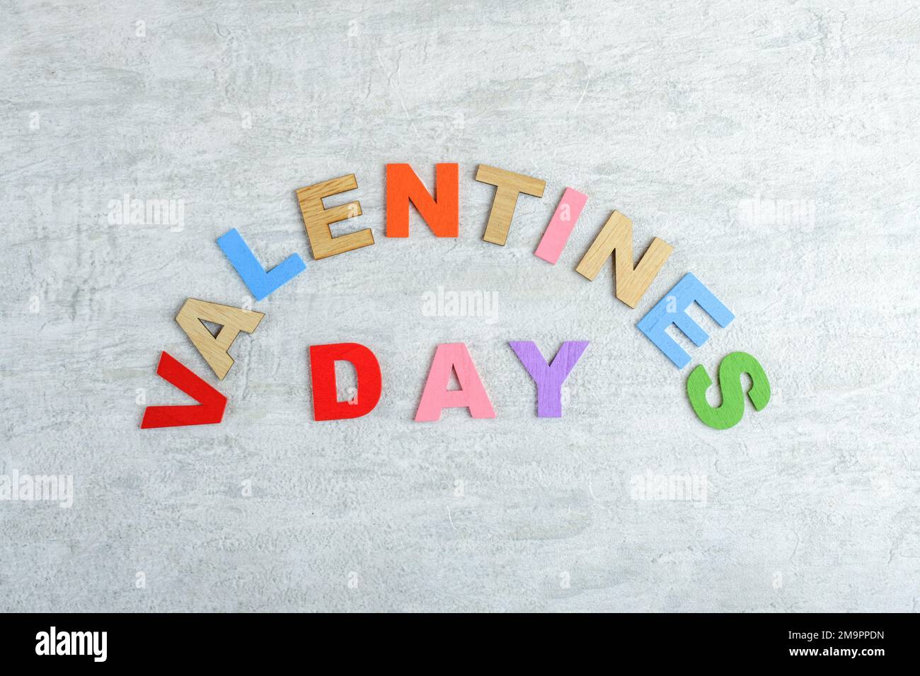 Valentines day banner, the inscription of words Valentines Day by color ...