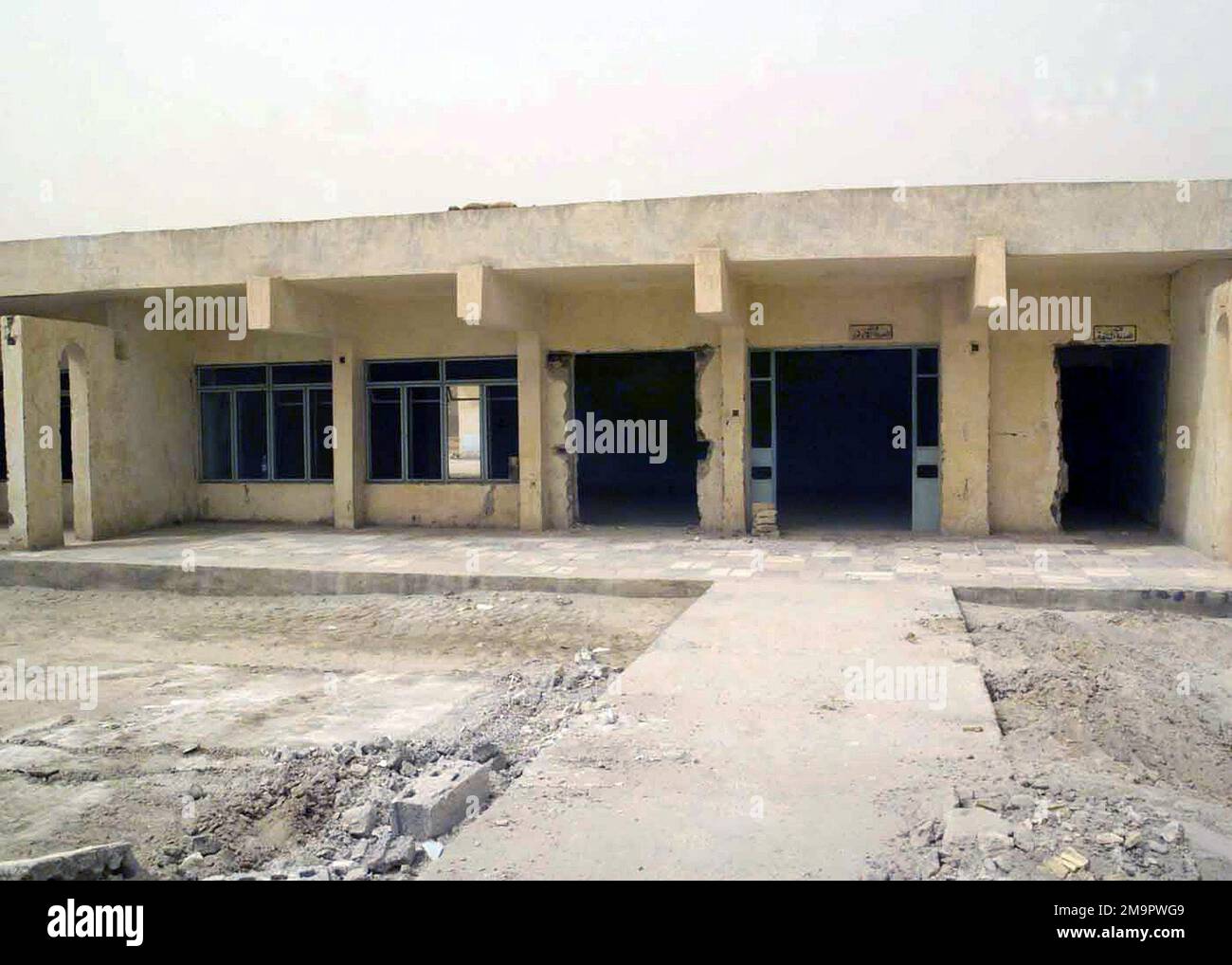 Iraqi army 2003 hi-res stock photography and images - Alamy