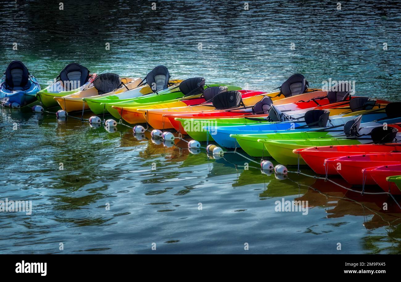 Canoes colorful hi-res stock photography and images - Alamy