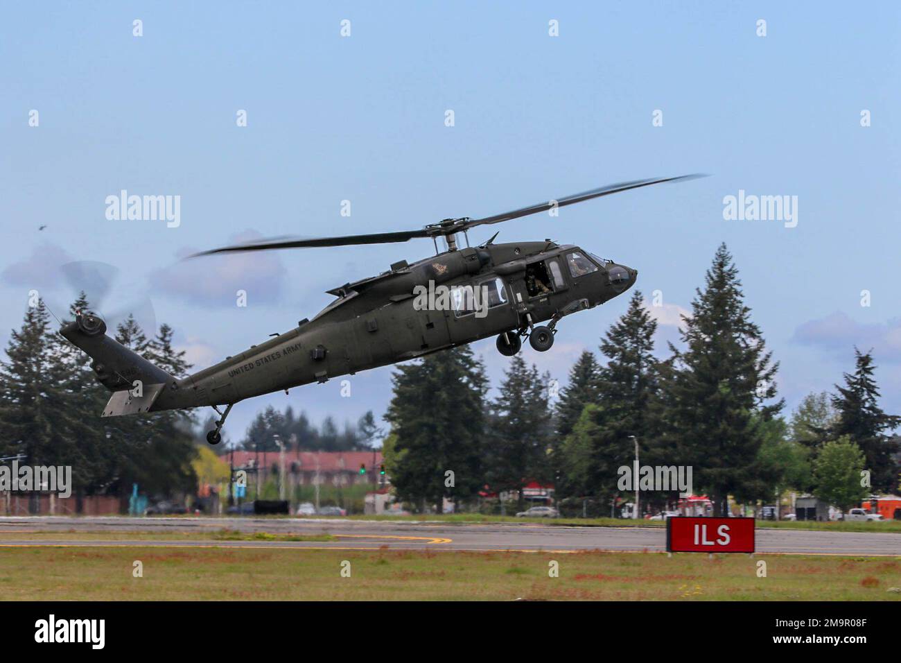 A UH-60 Black Hawk helicopter assigned to Bravo Company, 2-158 Assault ...