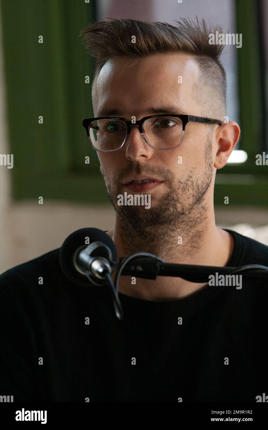 Paper Route films a session in Brooklyn Stock Photo - Alamy