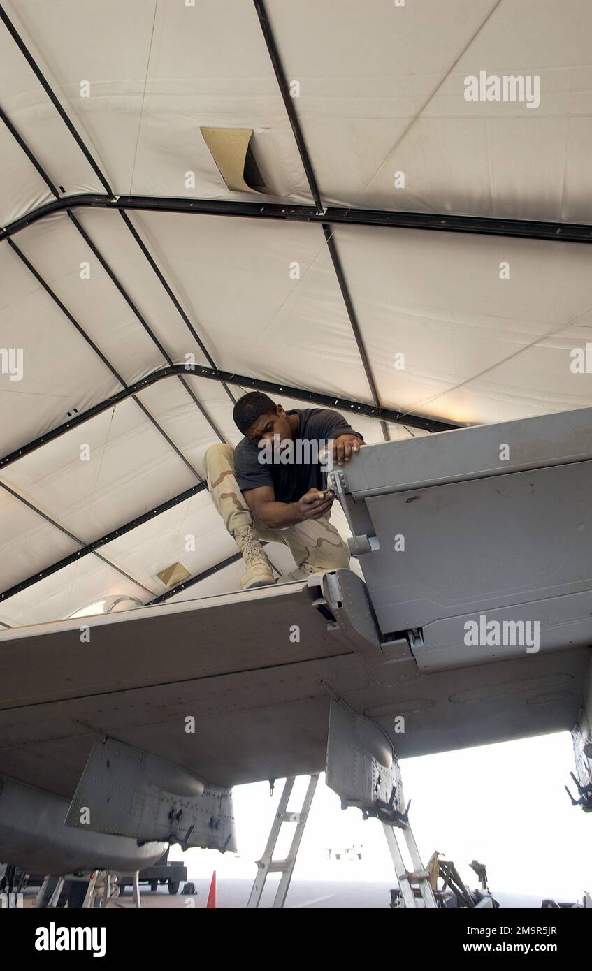 030624-F-6844O-003. Subject Operation/Series: IRAQI FREEDOM Base ...